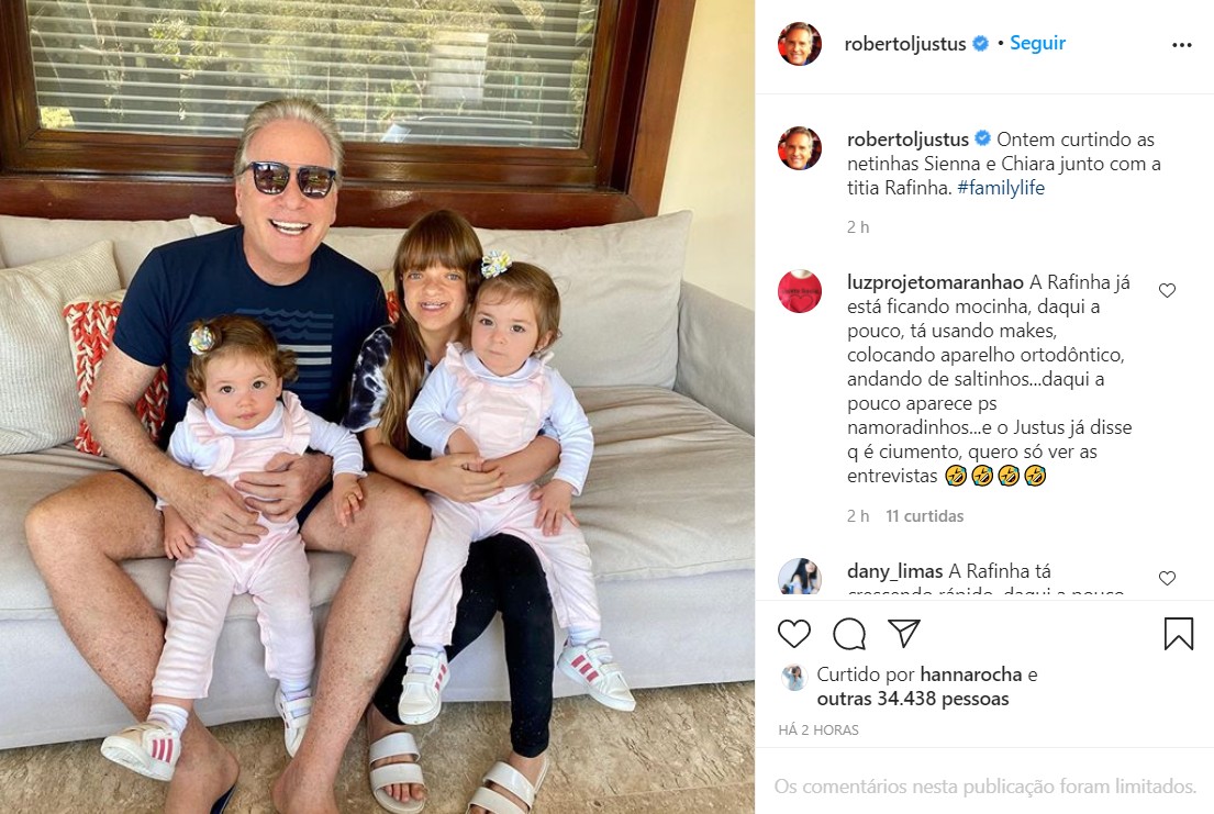Roberto Justus encanta web ao surgir em momento ao lado das netas e da ...
