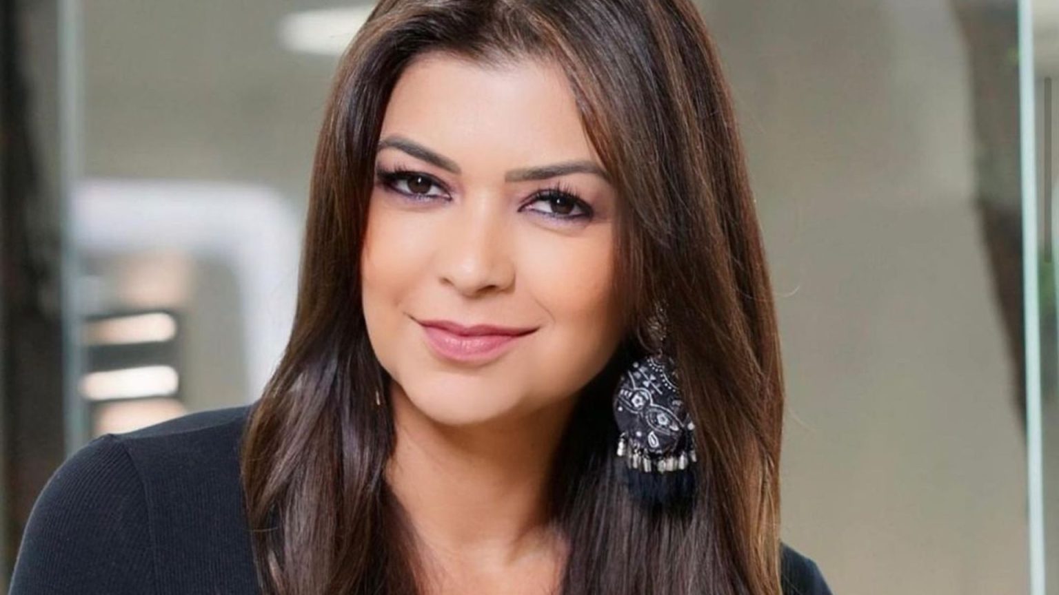 Aos 45, ex-apresentadora do 'Fantasia' Amanda Françozo rouba a cena de ...