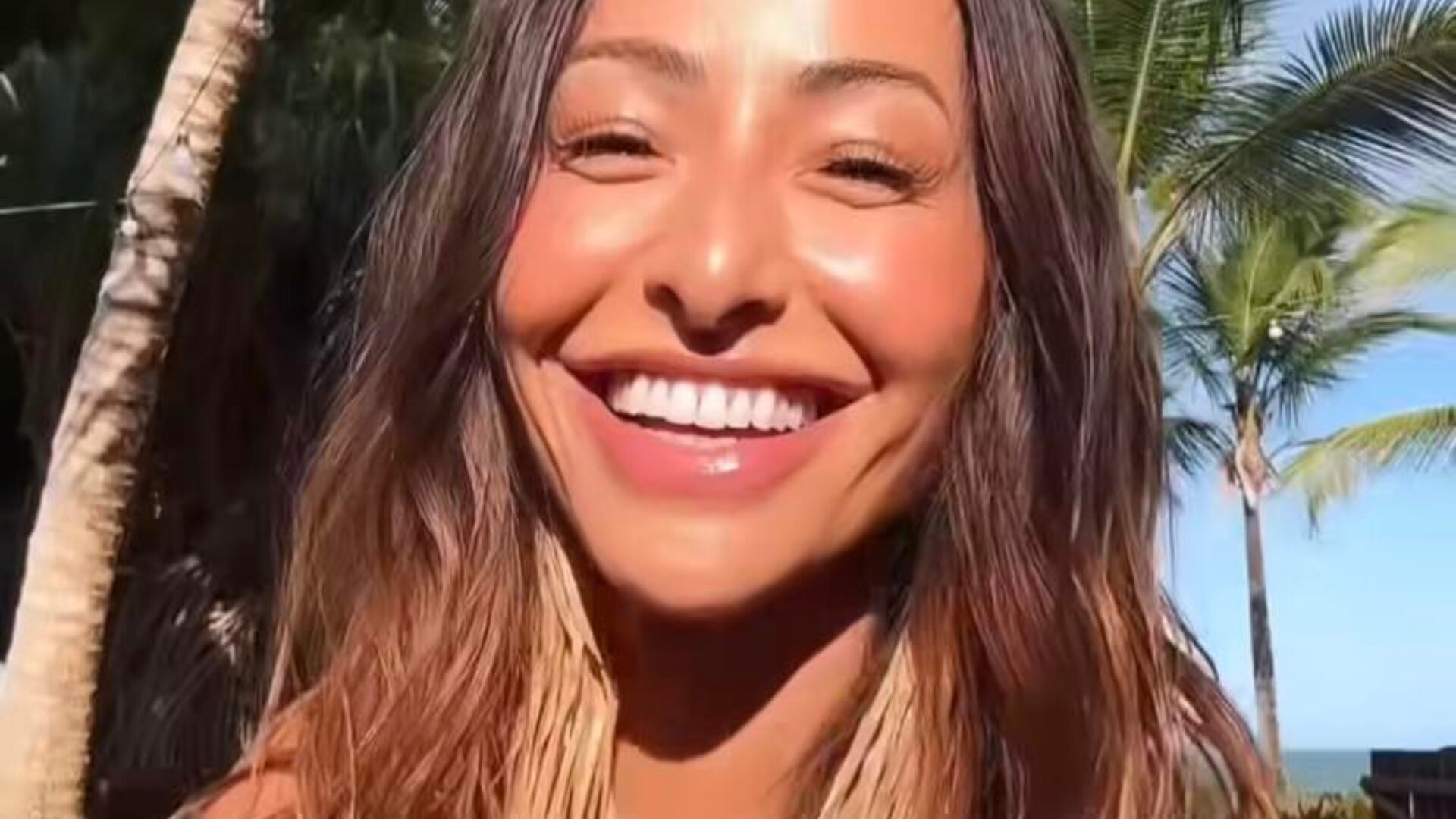 Sabrina Sato posa em fotos ousadas de biquíni e impressiona João ...