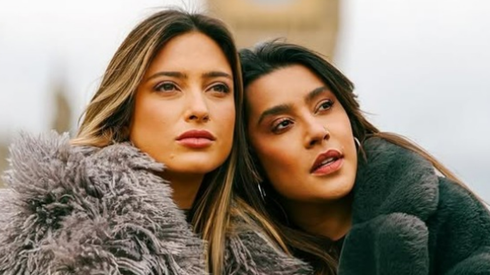Lauana Prado fica noiva da namorada, Tati Dias