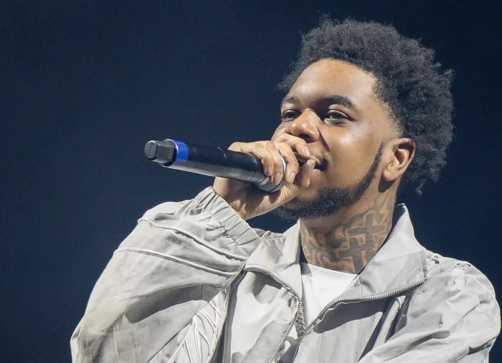 Morre rapper Lil Poppa aos 25 anos, poucos dias após novo lançamento