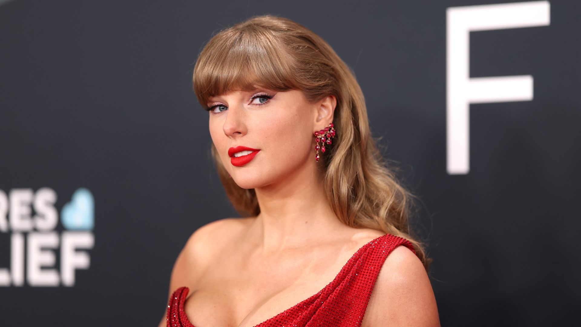 Taylor Swift lidera ranking histórico do Spotify e se torna a artista ...